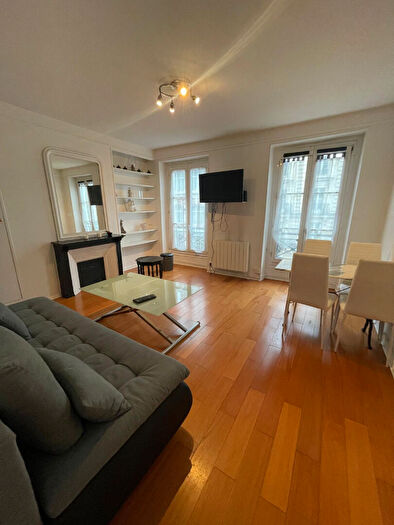 Appartement à vendre - Paris e , Saint-Vincent de Paul, Lariboisière - 2 pièces - 1 chambre