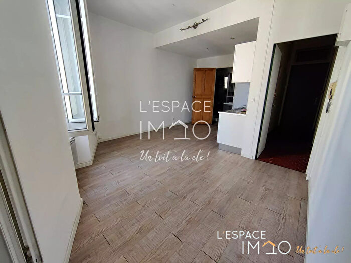 Appartement 2 pièces à louer - Cavaillon, Centre-ville