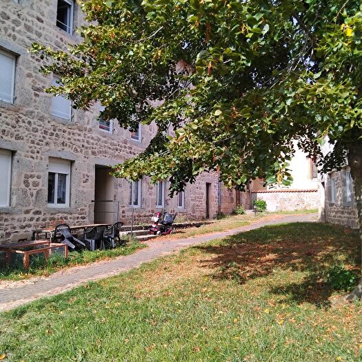 Apinac : Appartement 2 pièces à louer