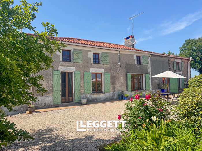 Maison 8 pièces à vendre - Saint-Maurice-le-Girard