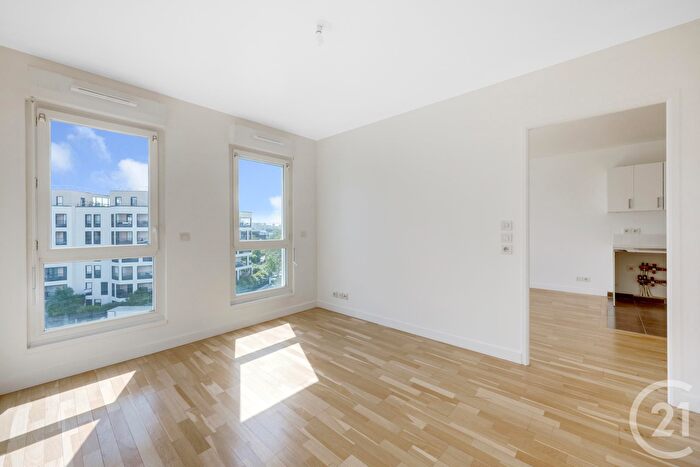 Appartement 2 pièces à vendre à Issy-les-Moulineaux, Les Epinettes, Le Fort, Les Hauts dIssy