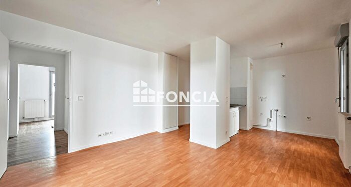 Carrières-sous-Poissy, Bords de Seine, Ile de la Dérivation : Appartement 3 pièces à vendre