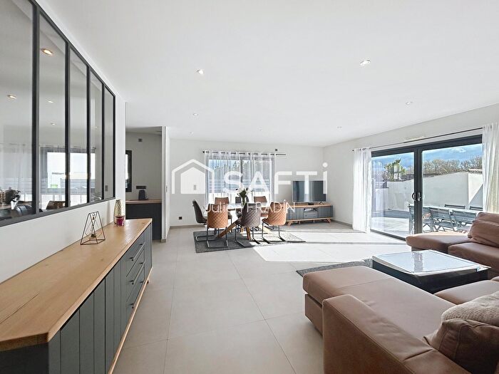 Maison à vendre - Saint-Julien-de-Concelles - 6 pièces - 4 chambres