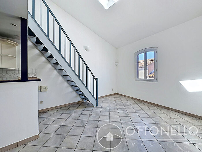 Roquebrune-sur-Argens, Village - Appartement 4 pièces à vendre