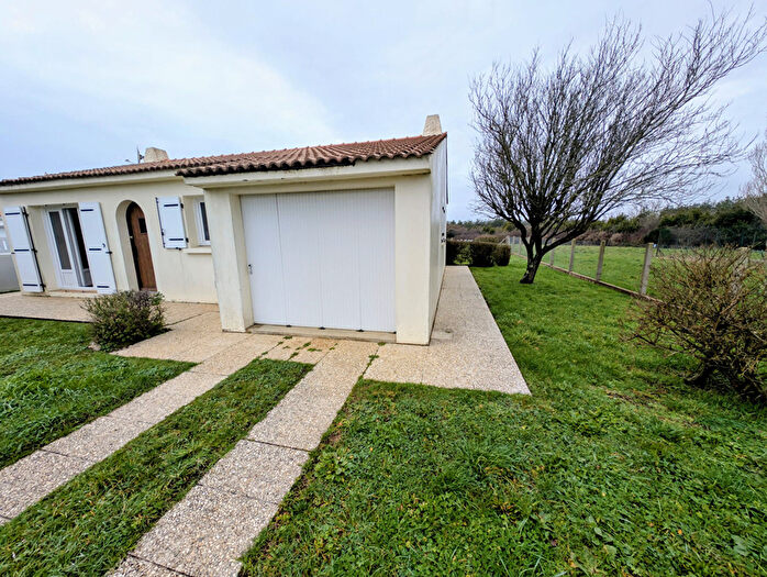 Maison à vendre - Le Fenouiller - 3 pièces - 2 chambres