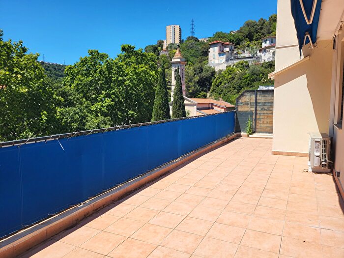 Nice, Madeleine : Appartement 3 pièces à vendre