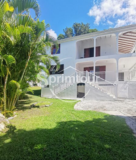 Appartement à louer - Pointe-Noire - 4 pièces - 3 chambres