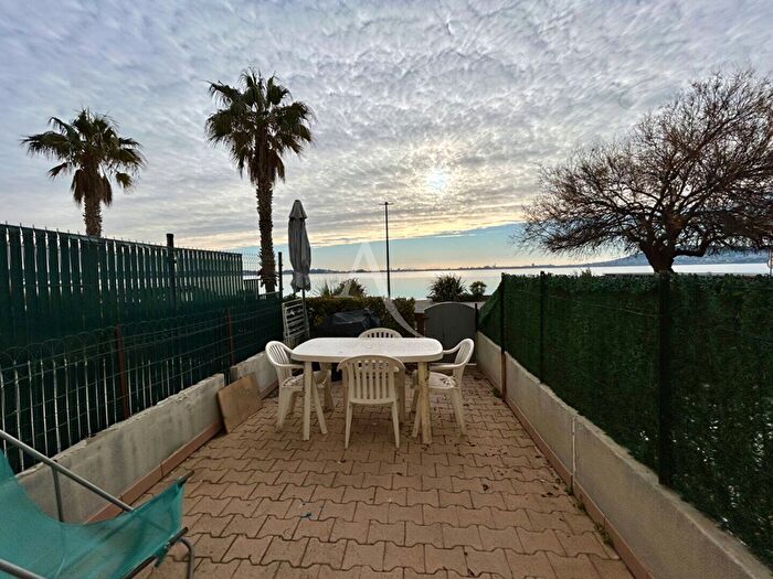 Appartement à louer - Village Thermal, Balaruc-les-Bains - 1 pièce