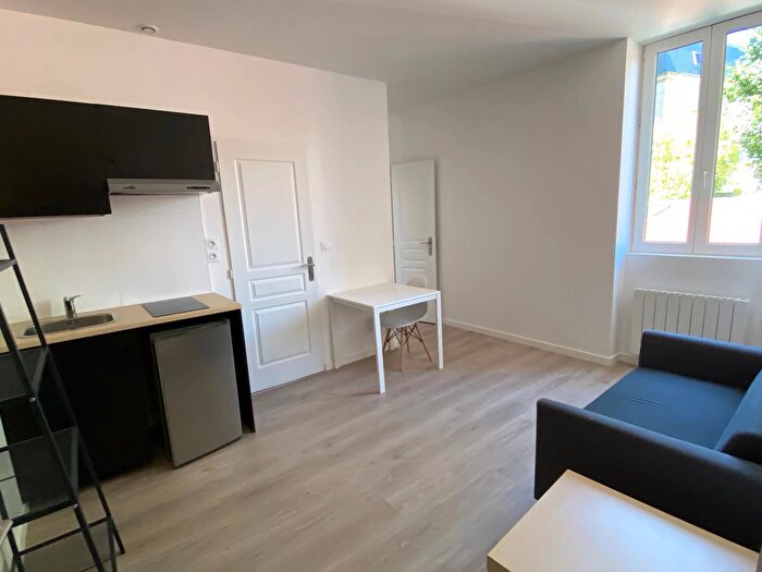Appartement à louer - Dijon, Centre-ville - 2 pièces - 1 chambre