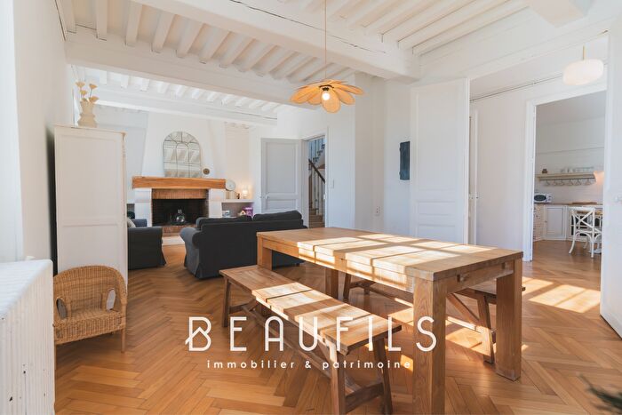 Maison à vendre - Aigues-Mortes - 9 pièces - 5 chambres