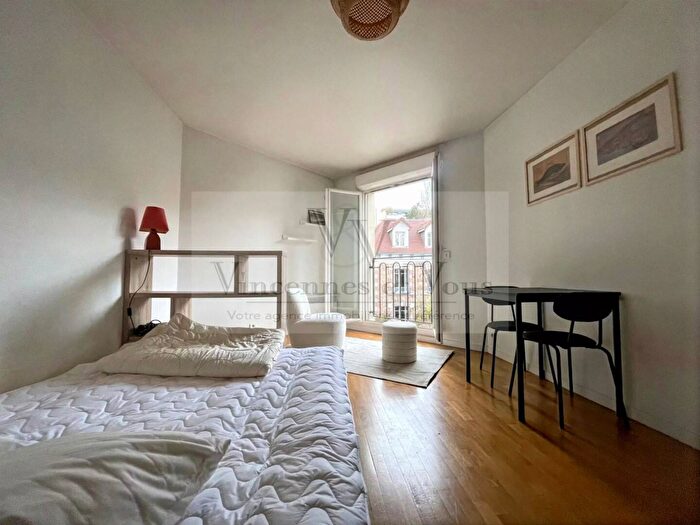 Appartement à louer - Sorano-Centre Ville, Vincennes - 1 pièce