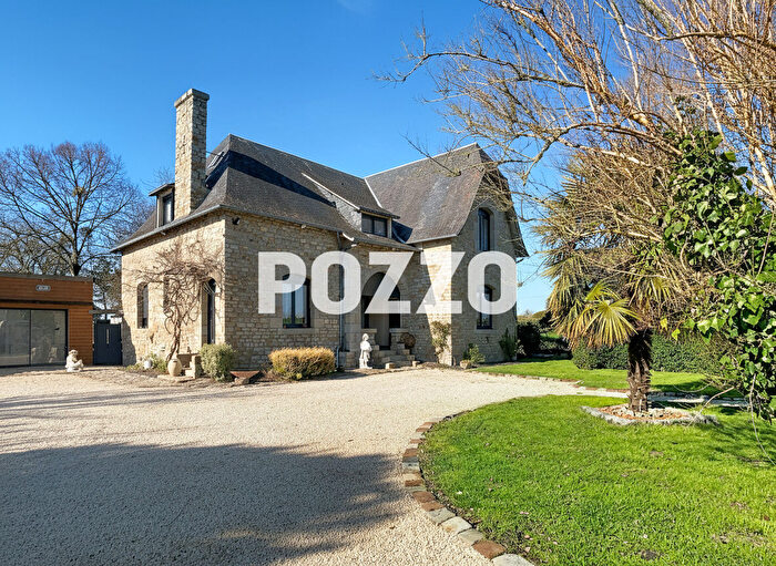 Pontorson : Maison 12 pièces à vendre