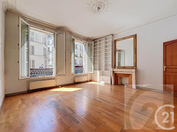 Appartement 3 pièces à Paris 18ème, Barbès, Château Rouge, à vendre