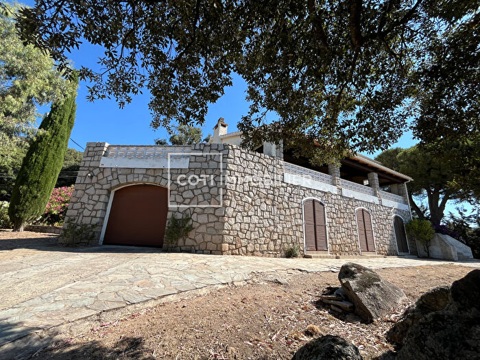 Maison à vendre - Olmeto - 9 pièces - 7 chambres