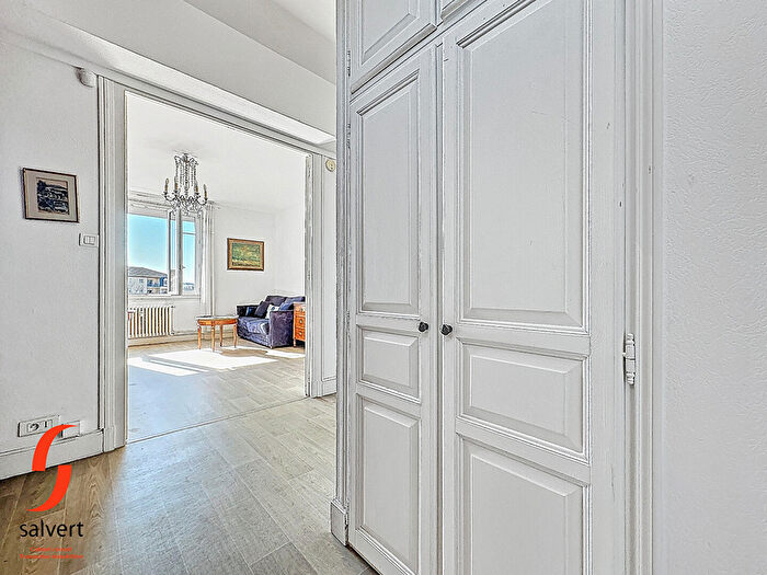 Appartement à vendre - Montluçon, Centre-ville, Les Forges - 3 pièces - 2 chambres