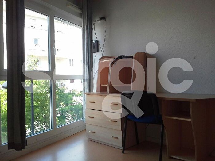 Appartement à louer - Orléans, La Croix Saint-Marceau, La Mouillère, Pré Pinson - 1 pièce