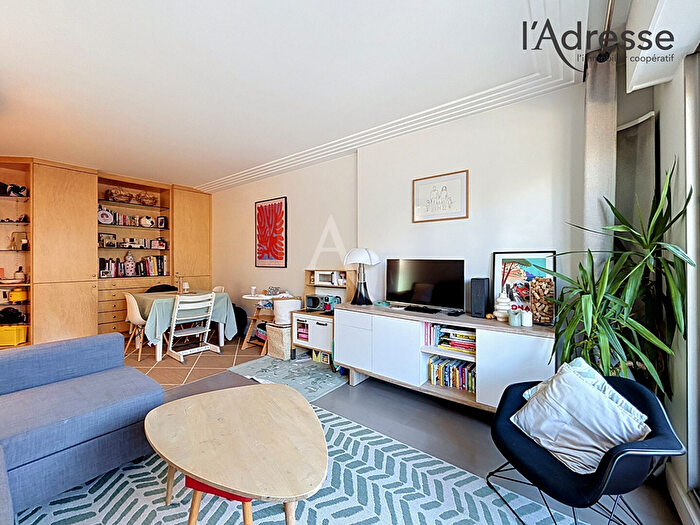 Appartement 3 pièces à vendre à Suresnes, Carnot, Gambetta