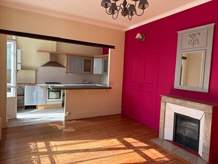 Appartement à vendre - Compiègne, Centre-ville - 6 pièces - 4 chambres
