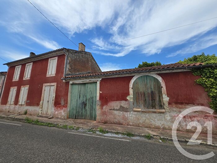 Maison à vendre - Saint-Germain-dEsteuil - 6 pièces - 4 chambres