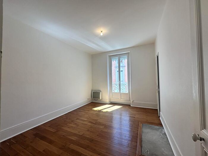 Appartement 2 pièces à Grenoble, Berriat, à louer