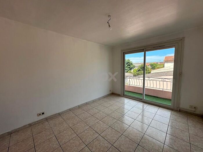 Appartement à louer - La Seyne-sur-Mer, Est - 3 pièces - 2 chambres