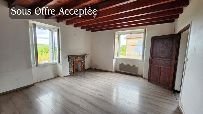 Maison à vendre - Poursiugues-Boucoue - 6 pièces - 5 chambres