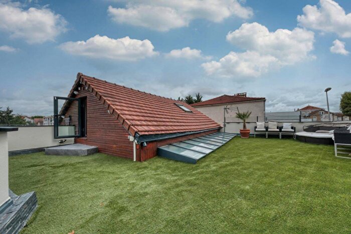 Maison à louer - Les Parclairs, Le Perreux-sur-Marne - 5 pièces - 4 chambres