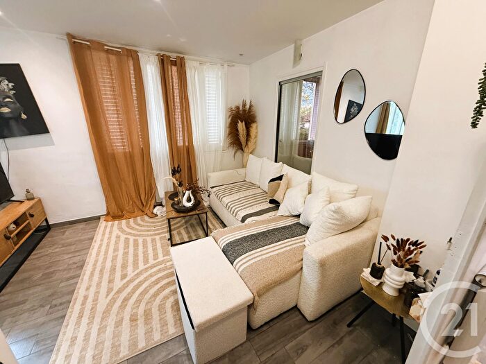 Appartement à vendre - Vénissieux, Georges Levy, Ernest Renan, Moulin à vent - 2 pièces - 1 chambre