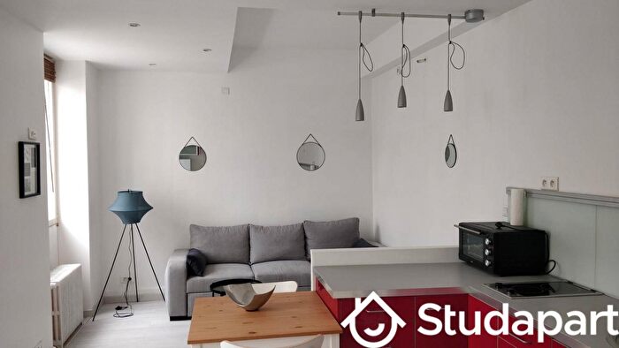 Appartement à louer - Fauriel, Saint-Étienne - 2 pièces - 1 chambre