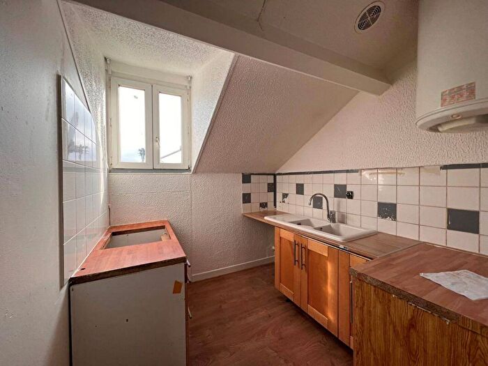 Appartement à louer - République-Gare-Porte de Paris, Saint-Denis - 1 pièce