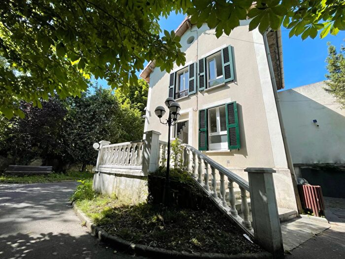 Maison 4 pièces à Chelles, Chelles Sud, Grande Prairie, Bords de Marne, à vendre