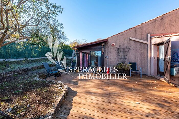 Maison à vendre - Saint-Cézaire-sur-Siagne - 3 pièces - 1 chambre