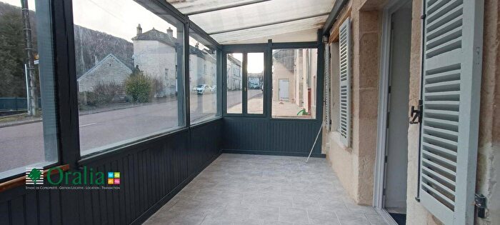 Appartement à louer - Val-Suzon - 4 pièces - 3 chambres