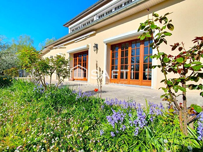 Maison à vendre - Veneux-les-Sablons - 7 pièces - 4 chambres