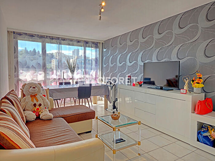 Appartement à vendre - Saint-Étienne, Saint-Roch, Vivaraize, Valbenoite, Centre Deux - 2 pièces - 1 chambre