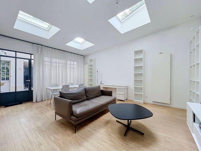 Porte Saint Denis-Paradis, Paris 10ème arrondissement : Appartement 2 pièces à louer