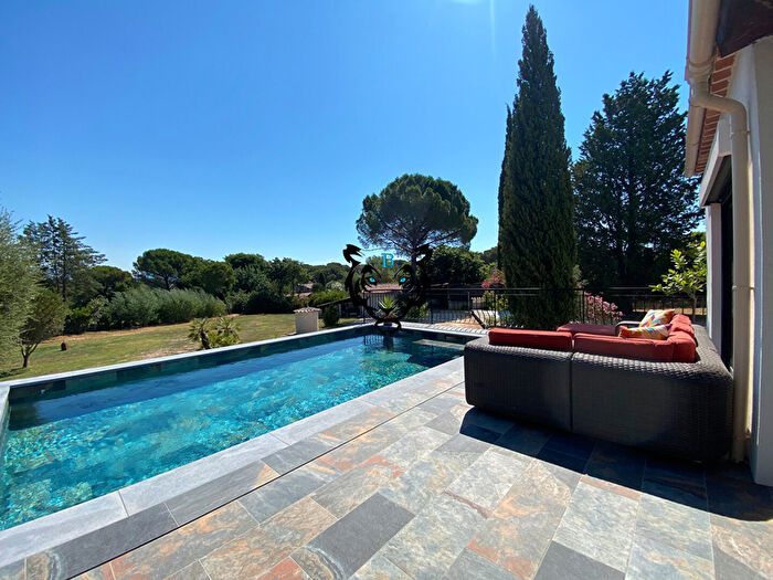 Maison à vendre - Le Muy - 4 pièces - 3 chambres