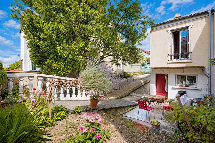 Maison 11 pièces à vendre - Montreuil, La Noue Clos Français