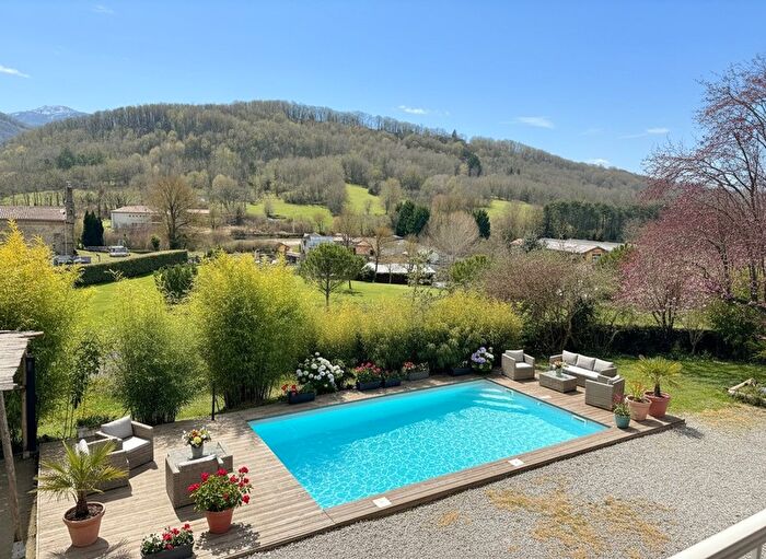 Maison à vendre - Saint-Jean-dAigues-Vives - 6 pièces - 5 chambres