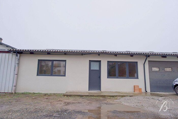 Appartement à louer - Molsheim - 4 pièces - 1 chambre