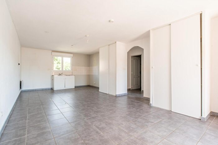 Appartement à vendre - Morestel - 3 pièces - 2 chambres