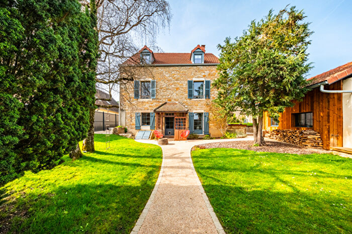 Maison à vendre - Fixin - 6 pièces - 4 chambres