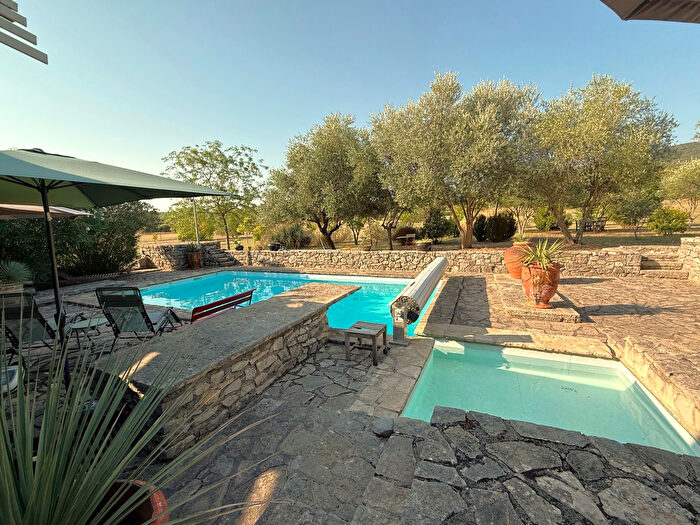 Saint-Hippolyte-du-Fort : Maison 6 pièces à vendre