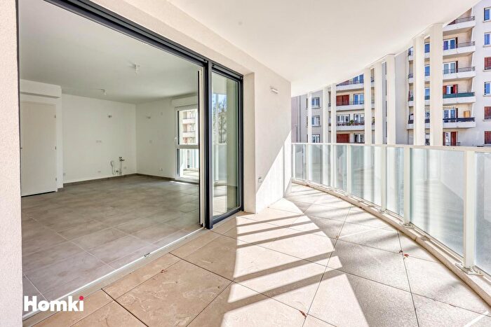 Appartement 2 pièces à Toulon, Saint-Roch, à vendre