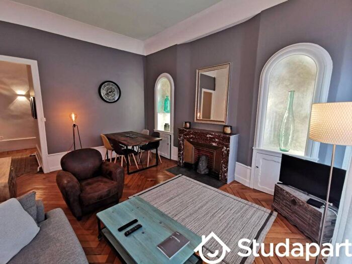 Saint Jacques-Chavanelle, Saint-Étienne : Appartement 1 pièce à louer