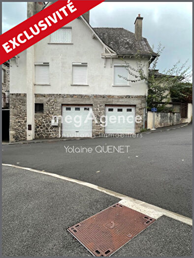 Maison à vendre - Brommat - 6 pièces - 5 chambres