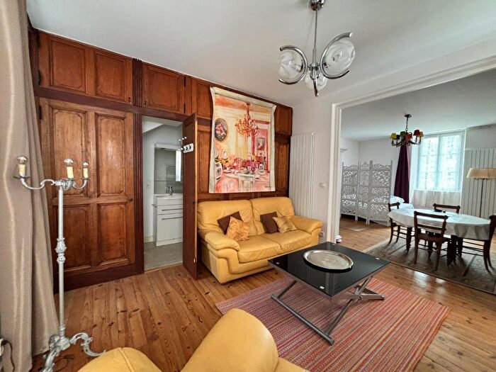 Appartement à louer - Dax, Centre-ville, Saint-Vincent - 1 pièce