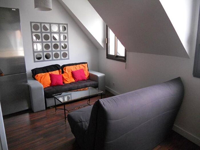 Laval, Les Pommeraies : Appartement 2 pièces à louer
