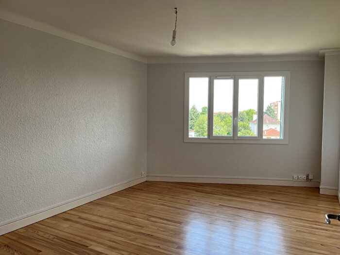 Appartement à louer - Pau, Pau Nord - 5 pièces - 4 chambres