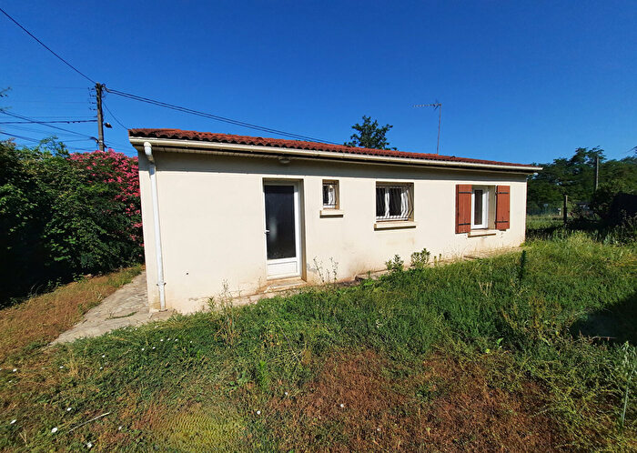 Maison à vendre - Saintes, La Gare, Sébastien de Brouard, La Fenêtre - 3 pièces - 2 chambres